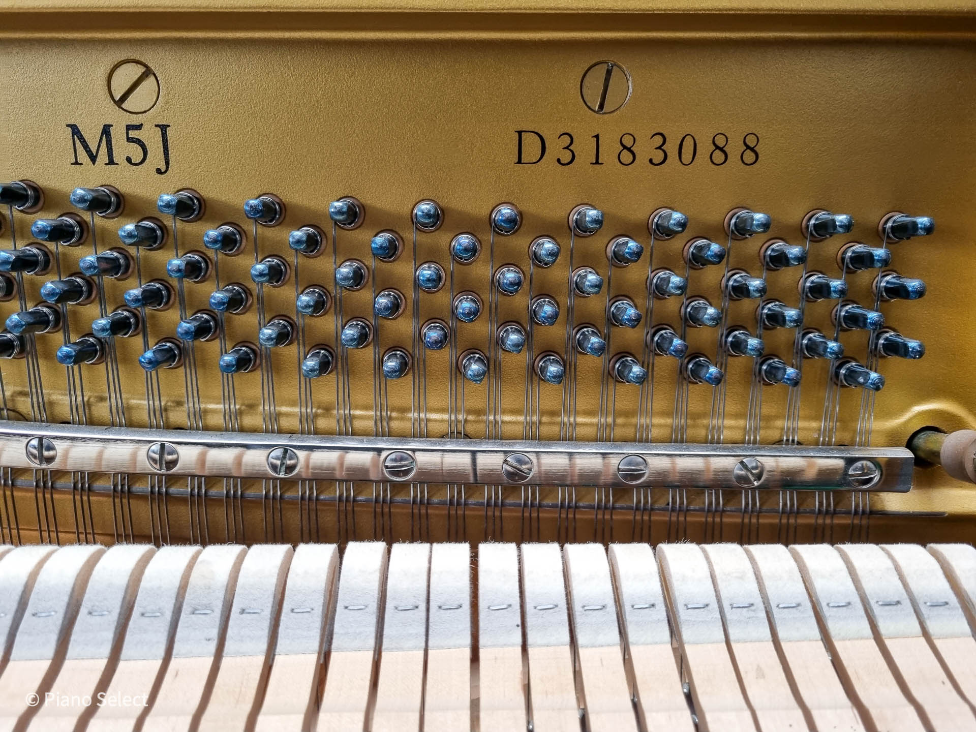 Yamaha M5J piano - PianoSelect.nl